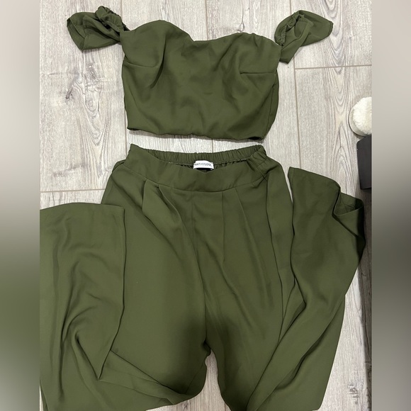 wantmylook | Pants & Jumpsuits | Want My Look Green Pant Set | Poshmark